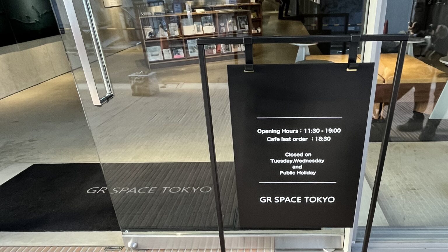 『GR SPACE TOKYO』｜大人気『RICOH GRシリーズ』のコンセプトや世界観を体感できるギャラリーへいってきました。 | HANA ...